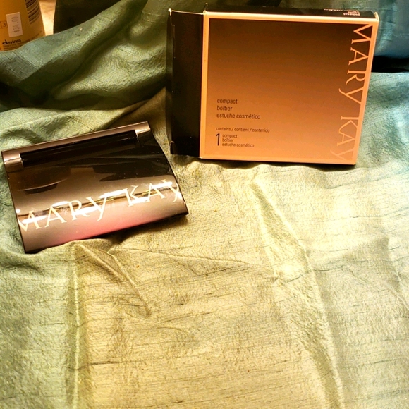 Mary Kay | Makeup | Mary Kay Compact | Poshmark